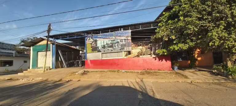 Balconeria y Herrería Sesmas - Metalurgia en Las Guacamayas, Michoacán
